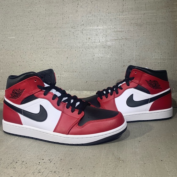 Jordan | Shoes | Nike Jordan Mid Chicago Red Black Toe White New | Poshmark